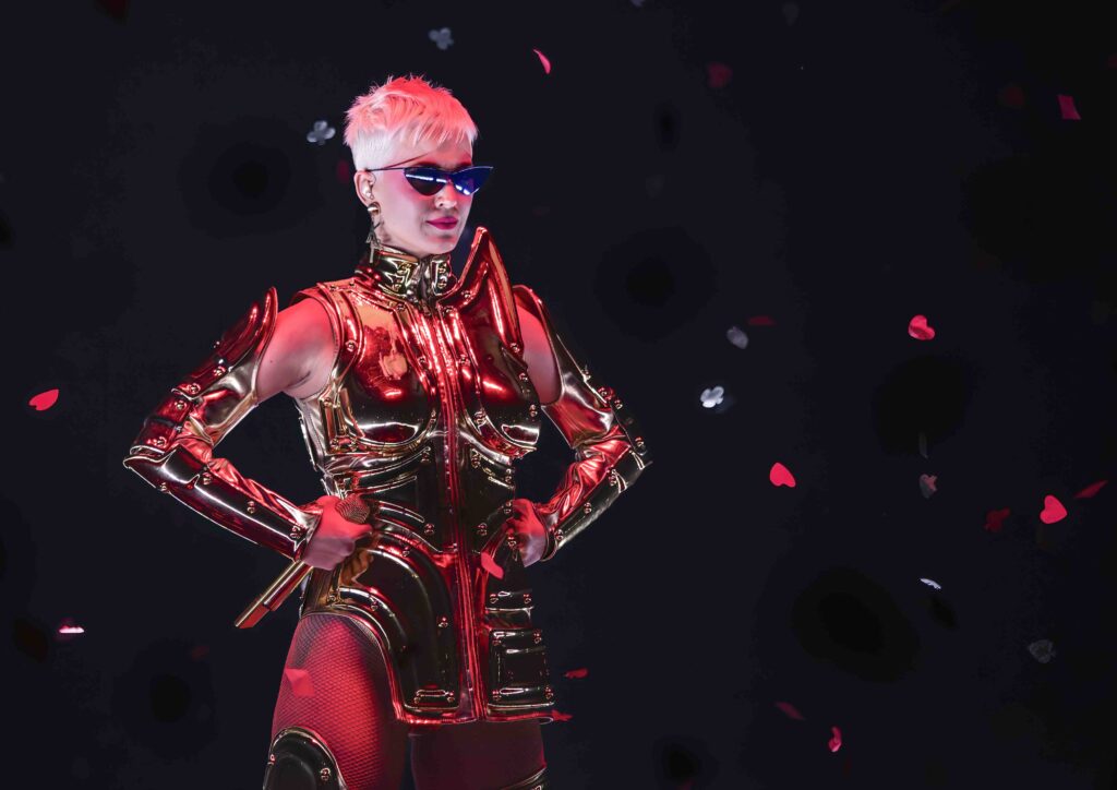 KATY PERRY / PERTH RAC ARENA / PETE GARDNER - Amnplified